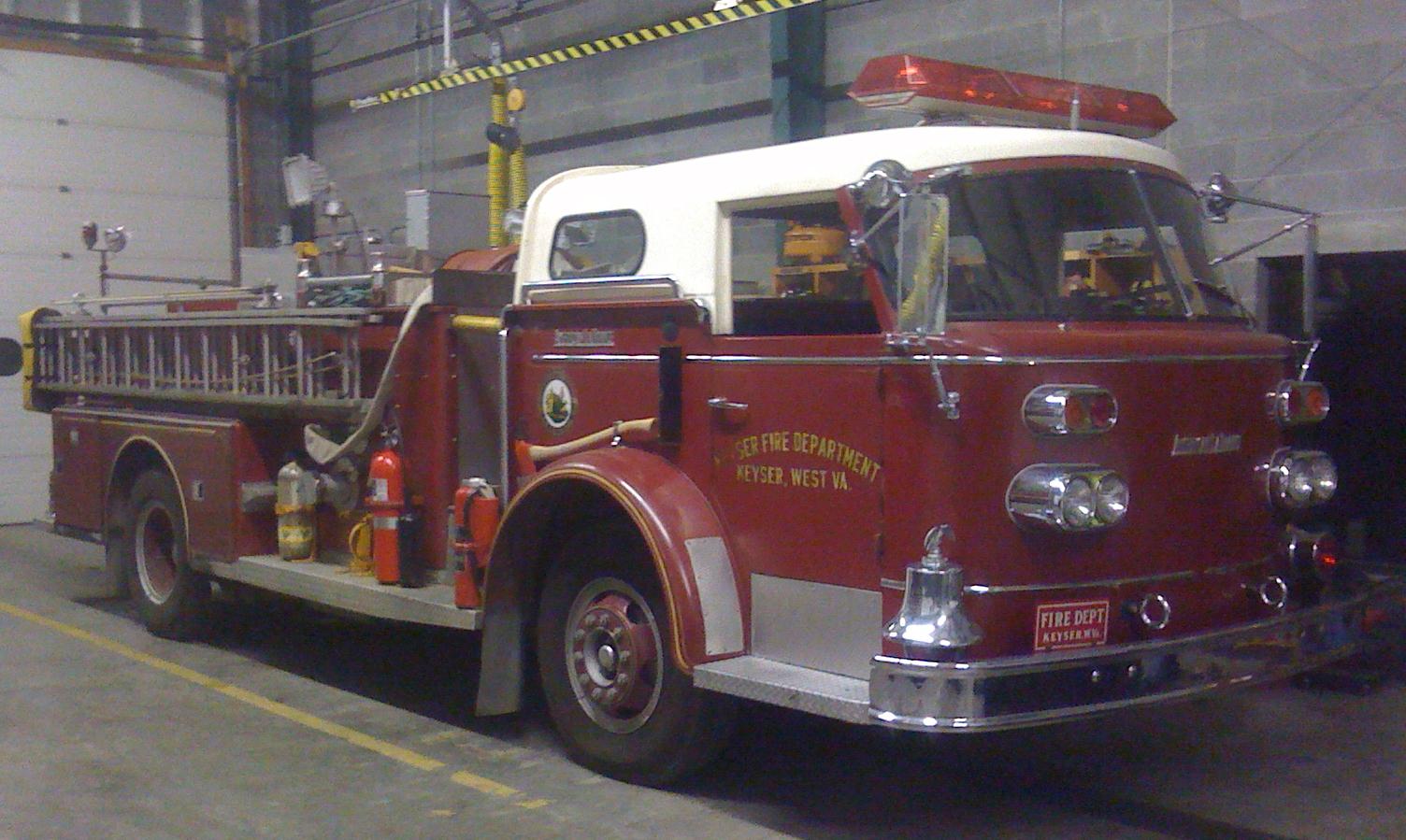 American LaFrance 900 Series (Special vehicles) - Trucksplanet