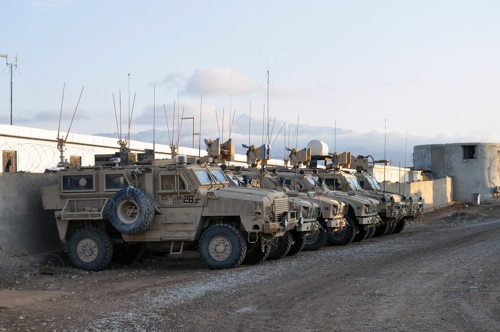 BAE Systems RG-33 (Military vehicles) - Trucksplanet