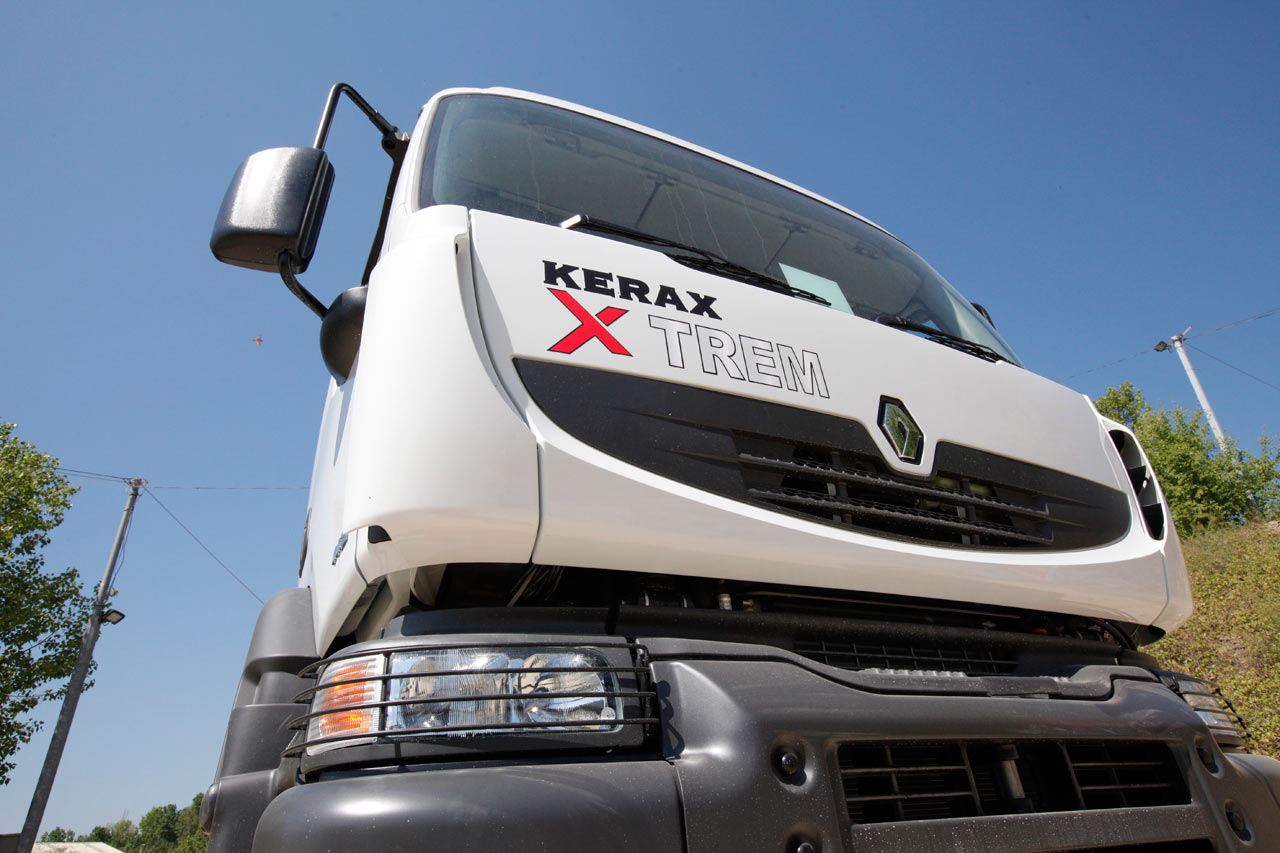Renault has presented reinforced version Kerax XTREM