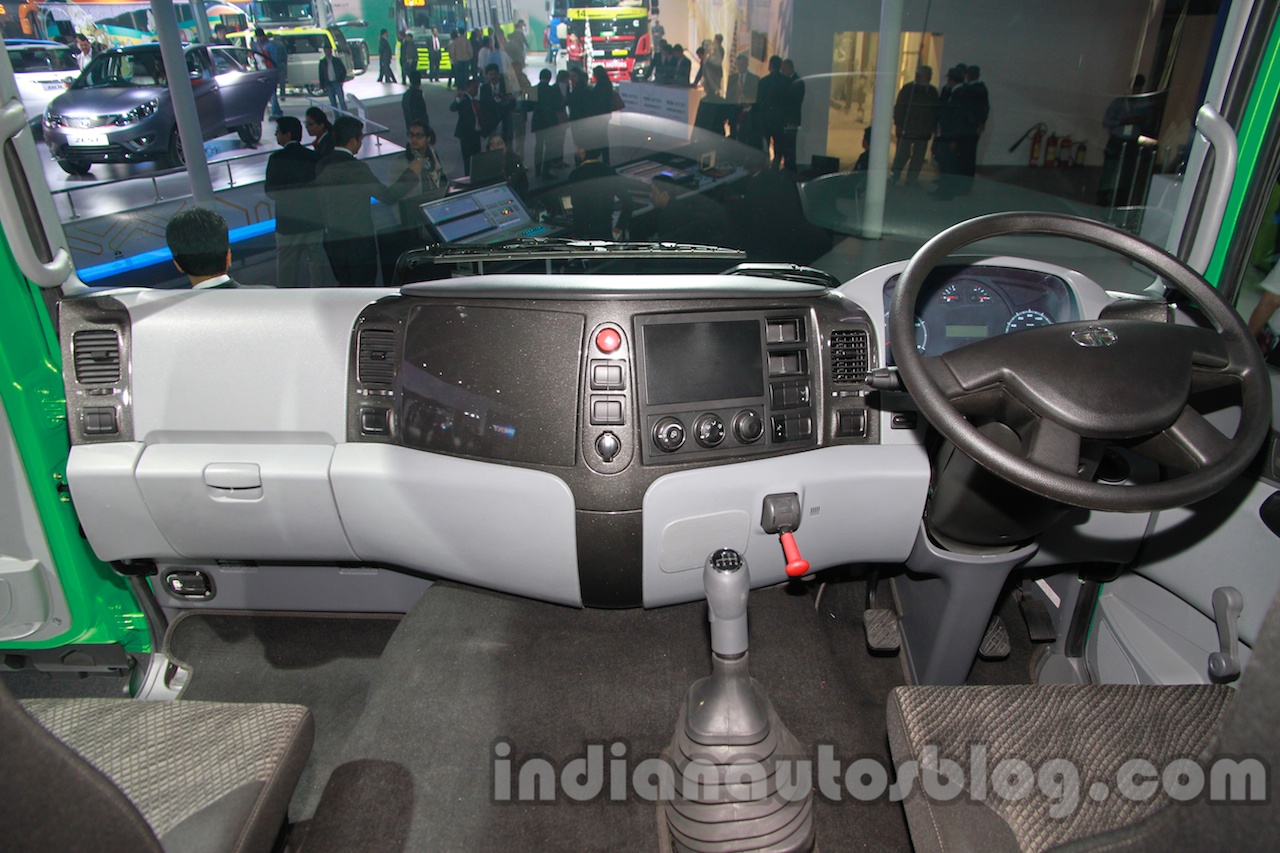 Auto Expo 2014: New versions of Tata Prima and LPS