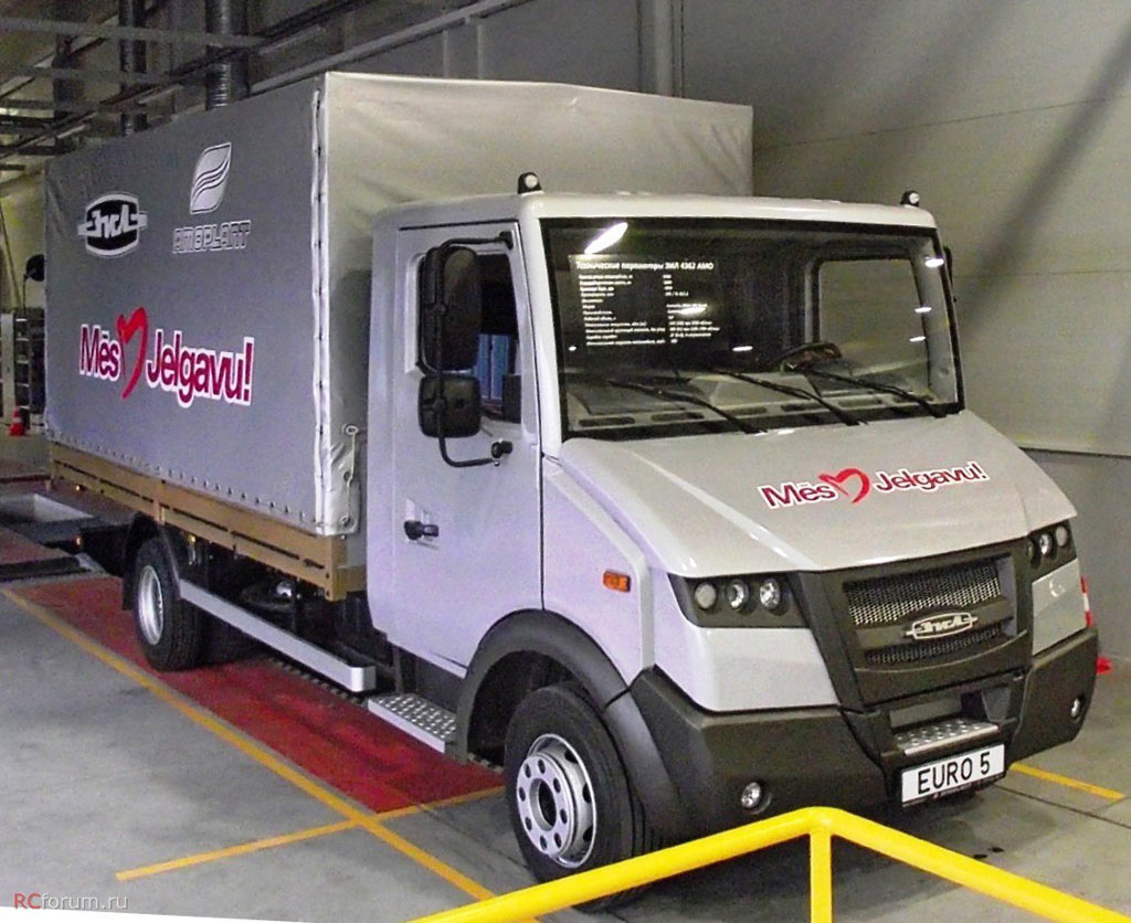 ZIL Bull Prototype 2012 (Concept vehicles) - Trucksplanet